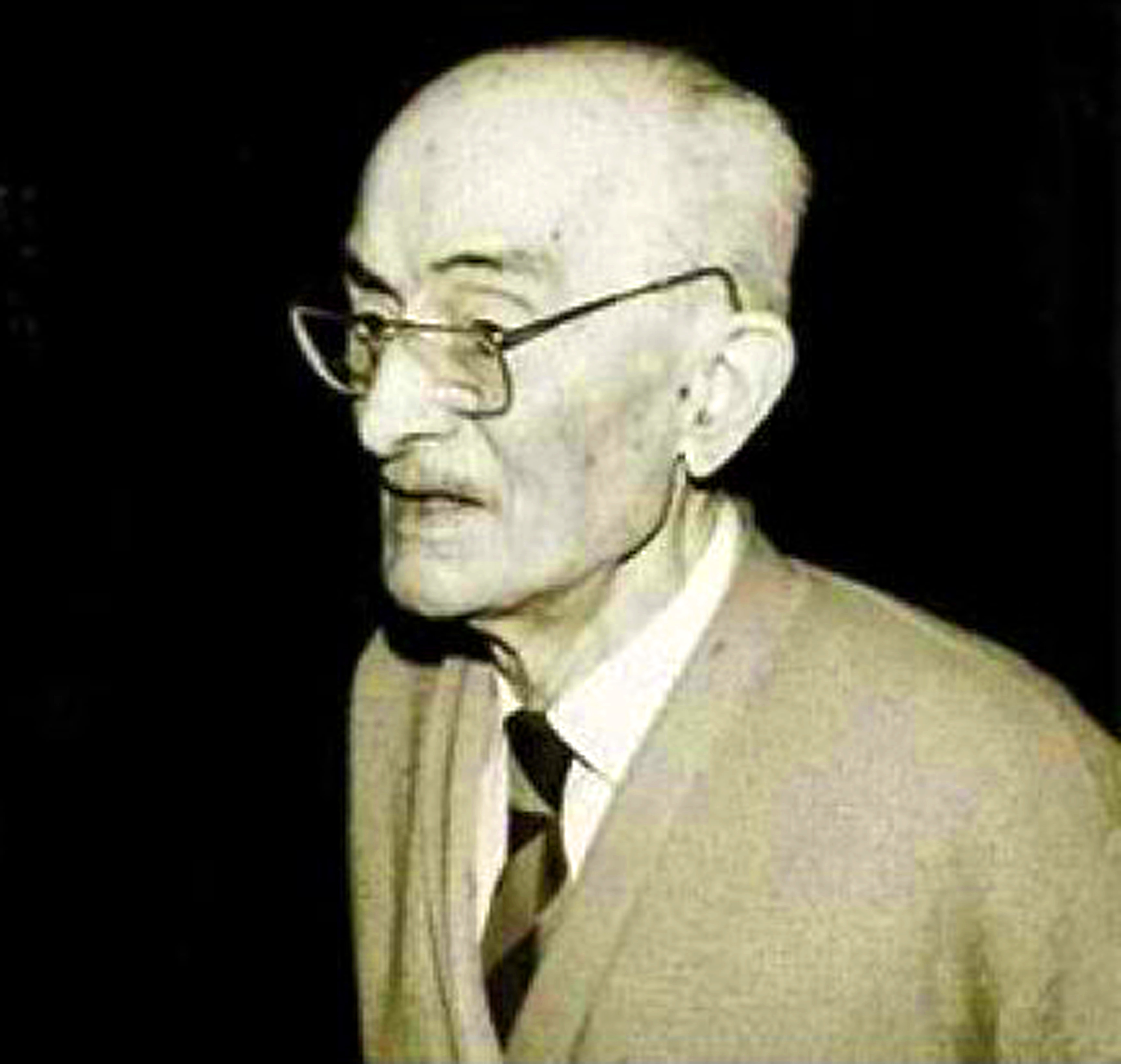 自闭的庄主竟然在破烂的酒窖里，酿出了世界上最纯净的葡萄酒-知味葡萄酒